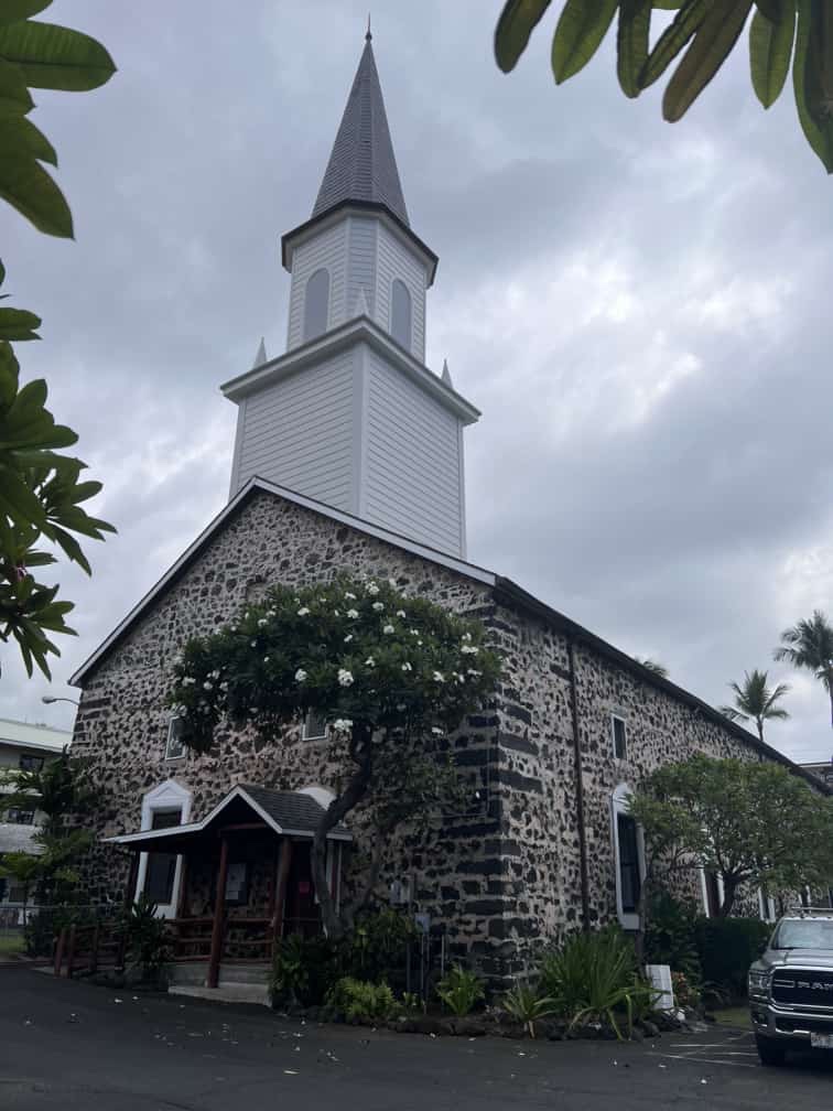A Lazy Afternoon Sketching in Kona – Writer on Deck